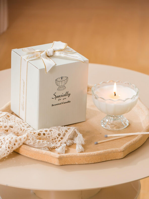 A complete analysis of scented candle raw materials: the science and ...